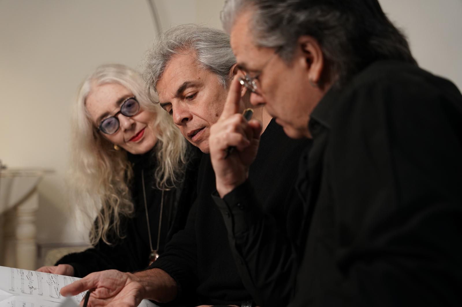 Da Vinci Classics pubblica l’antologia Along Time che esplora la Musica ...